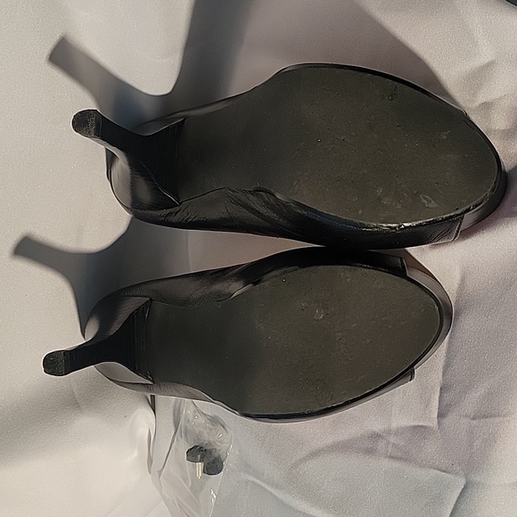 Michael Kors | Shoes | Michael Michael Kors Peep Toe Hidden Platform ...